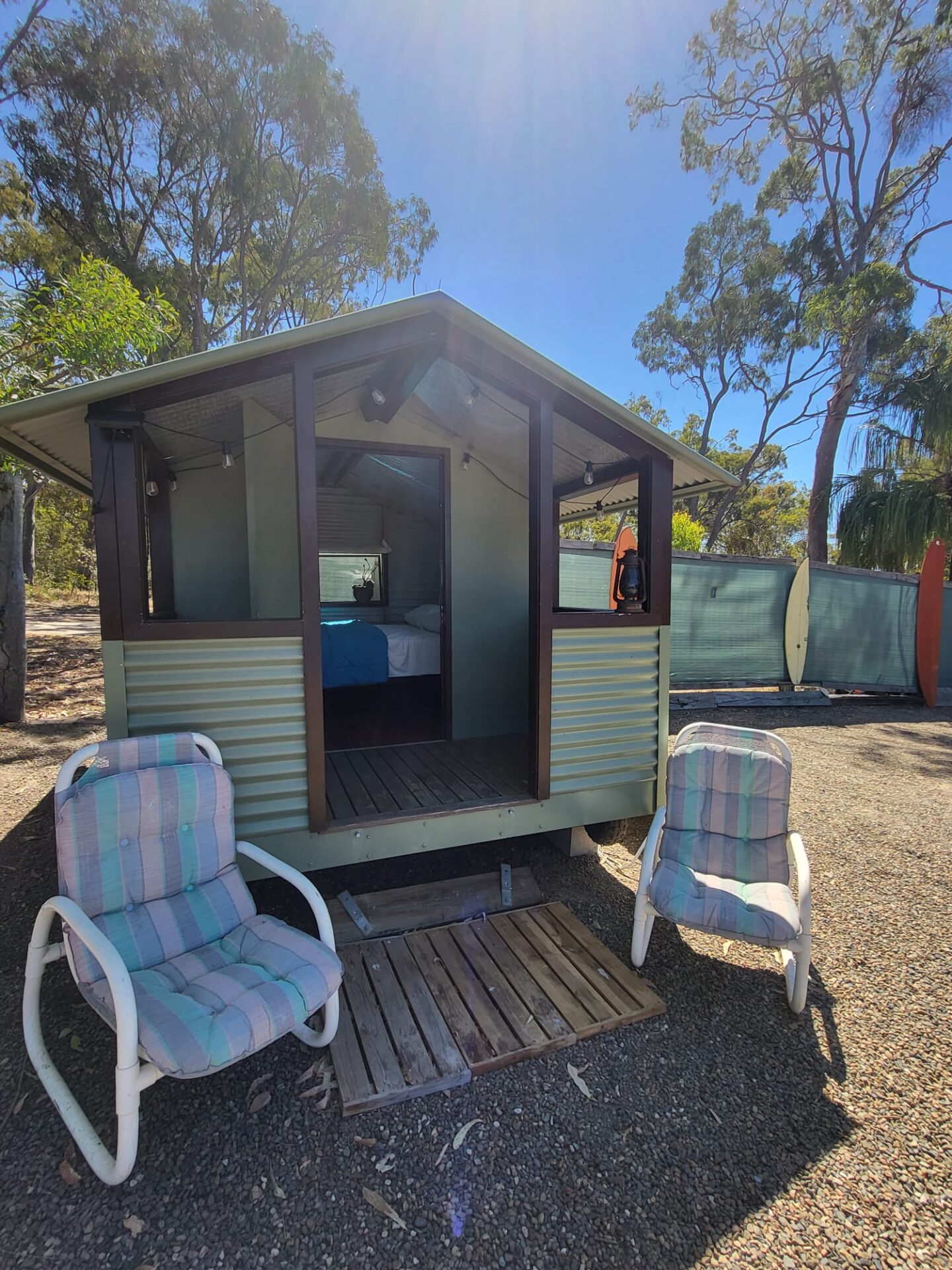 Rooms & Facilities | Cool Bananas Backpackers 1770